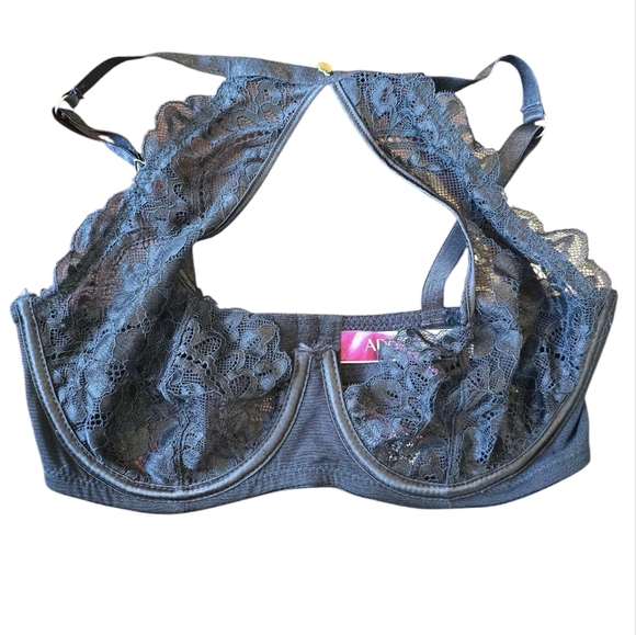 Adore Me | Intimates & Sleepwear | Nwt Adore Me Keyhole Black Lace Bra ...
